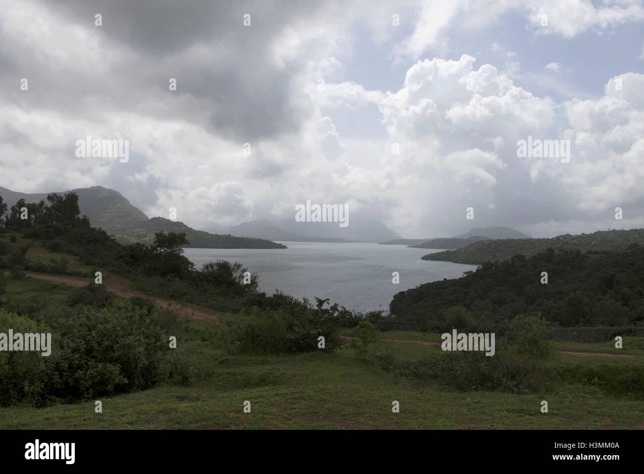 Mulshi lake hi-res stock photography and images - Alamy