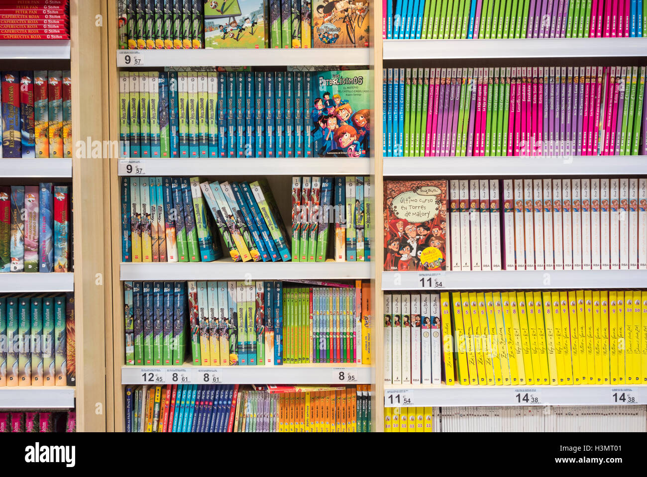 Bookstore spain hi-res stock photography and images - Alamy