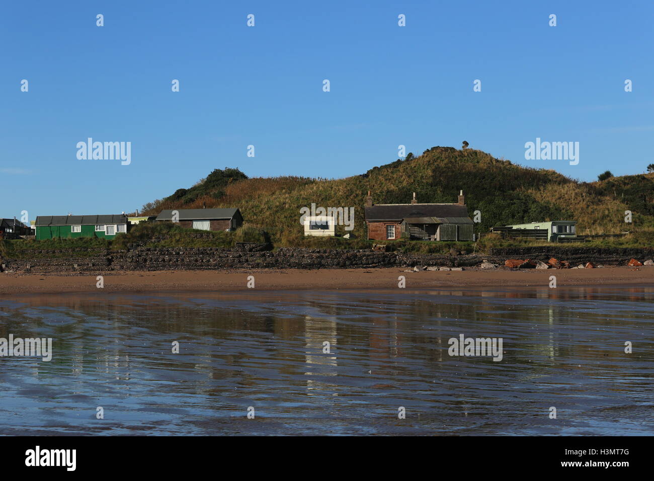 Corbie knowe lunan bay hi-res stock photography and images - Alamy
