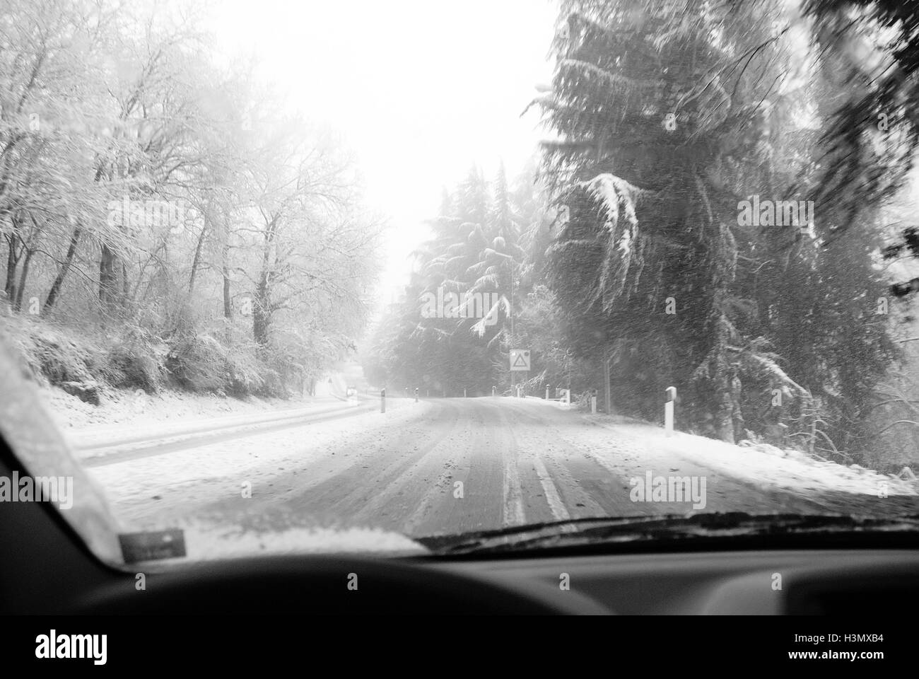 Inside the road Black and White Stock Photos & Images - Alamy