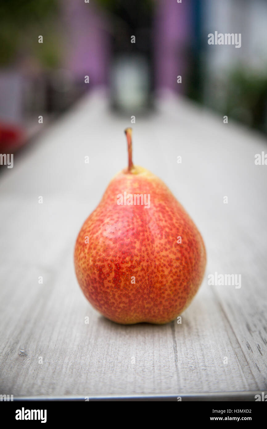 Table pear hi-res stock photography and images - Alamy