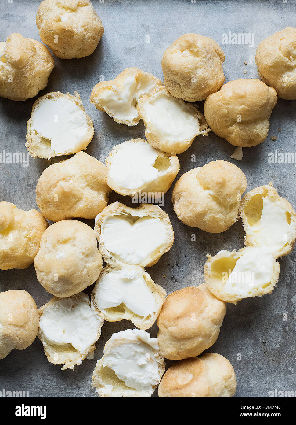 Eating profiteroles hi-res stock photography and images - Alamy