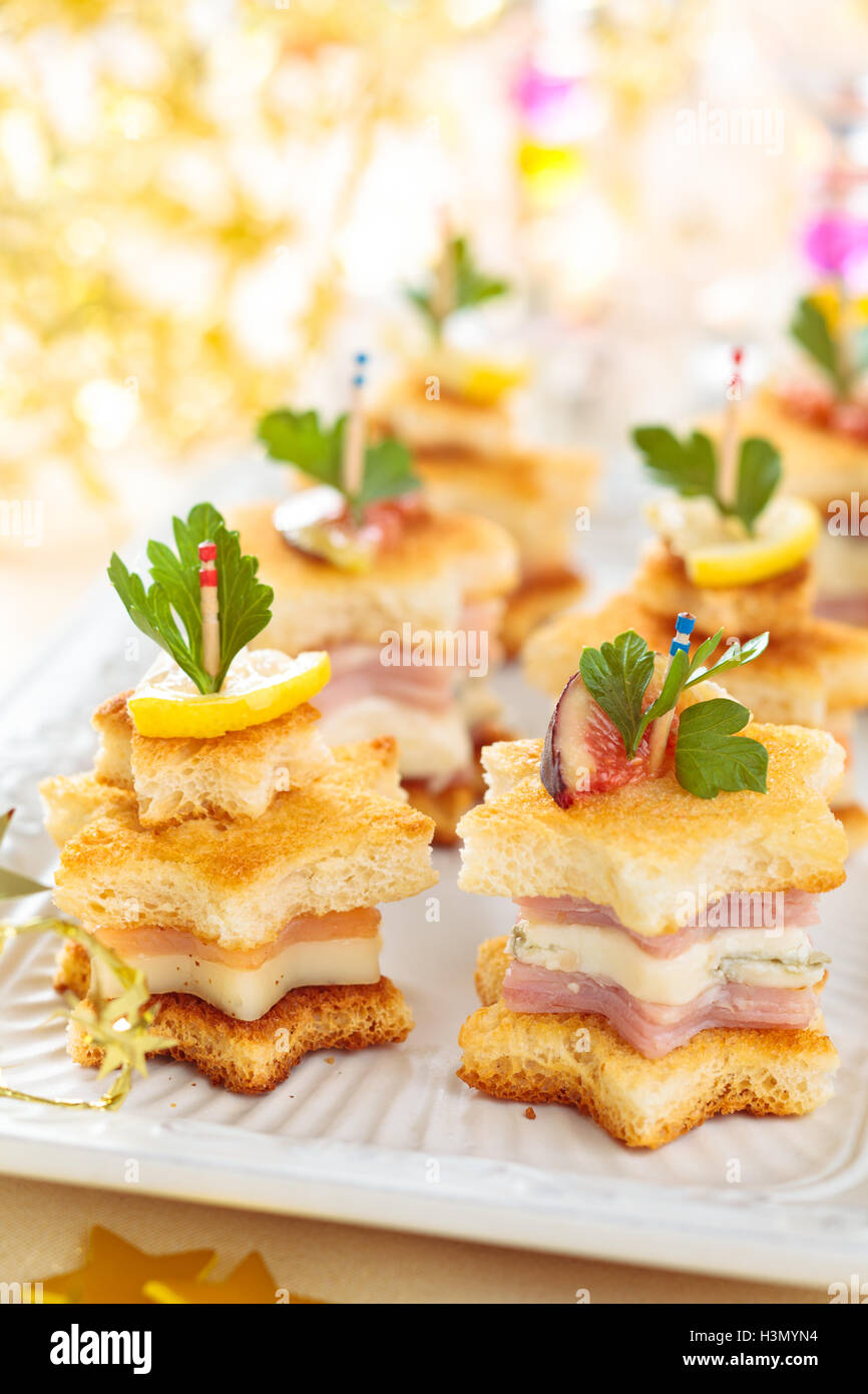Star shaped toasts Stock Photo - Alamy