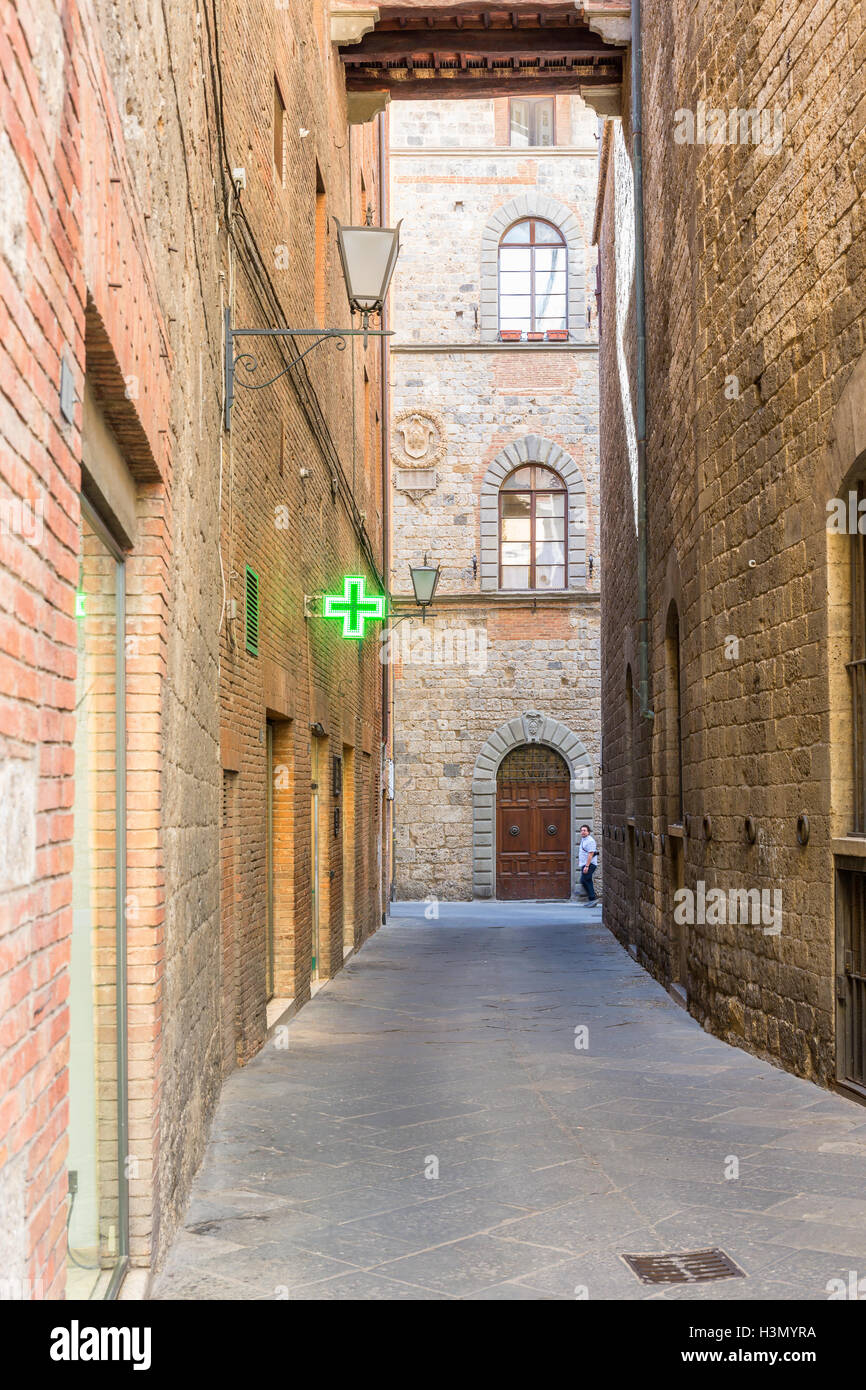 Pharmacy passage hi-res stock photography and images - Alamy