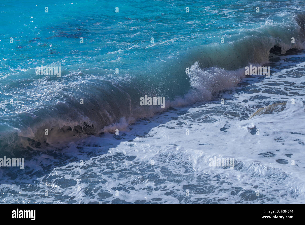 ocean wave close up Stock Photo - Alamy