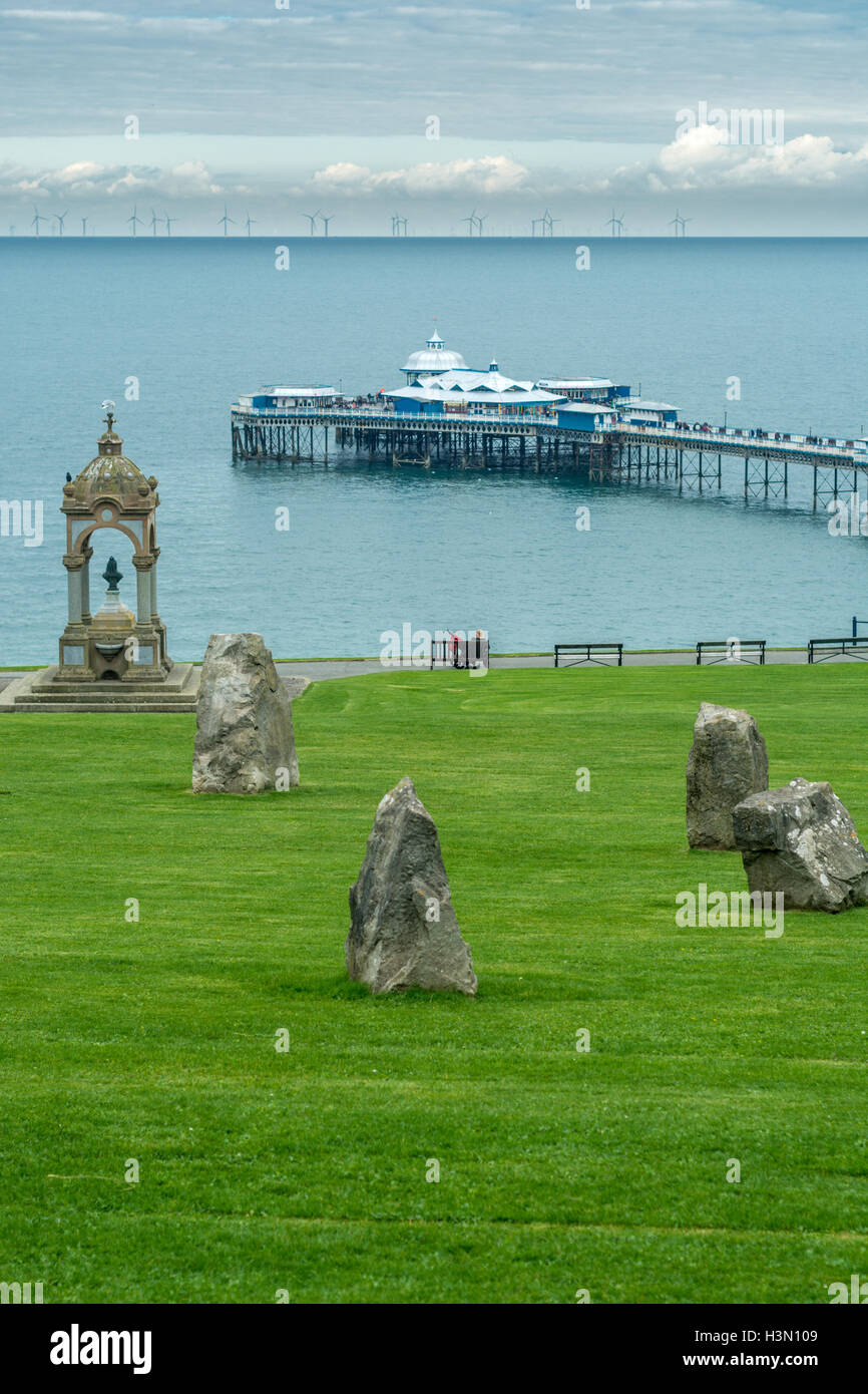 Llandudno pier walk hi-res stock photography and images - Alamy