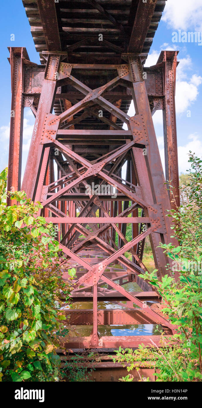 Steel girders of a train trestle, Ontario Canada Stock Photo - Alamy