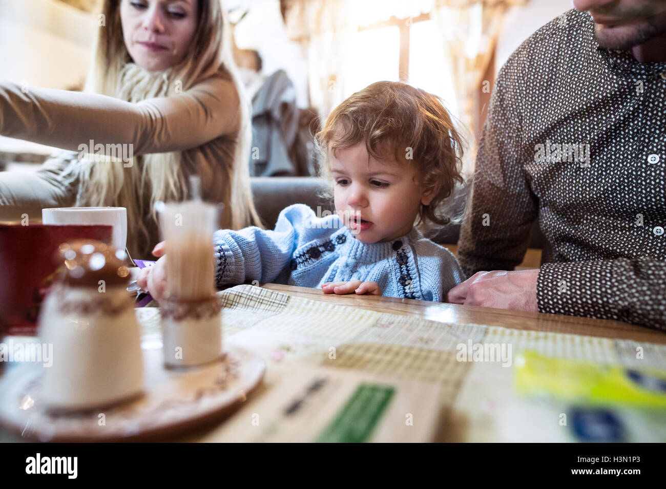 Dad and kid waiting hi-res stock photography and images - Alamy
