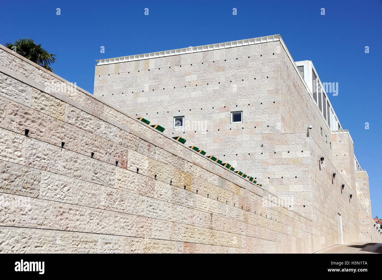 Museu Colecao Berardo, Modern and contemporary art, Centro Cultural de ...
