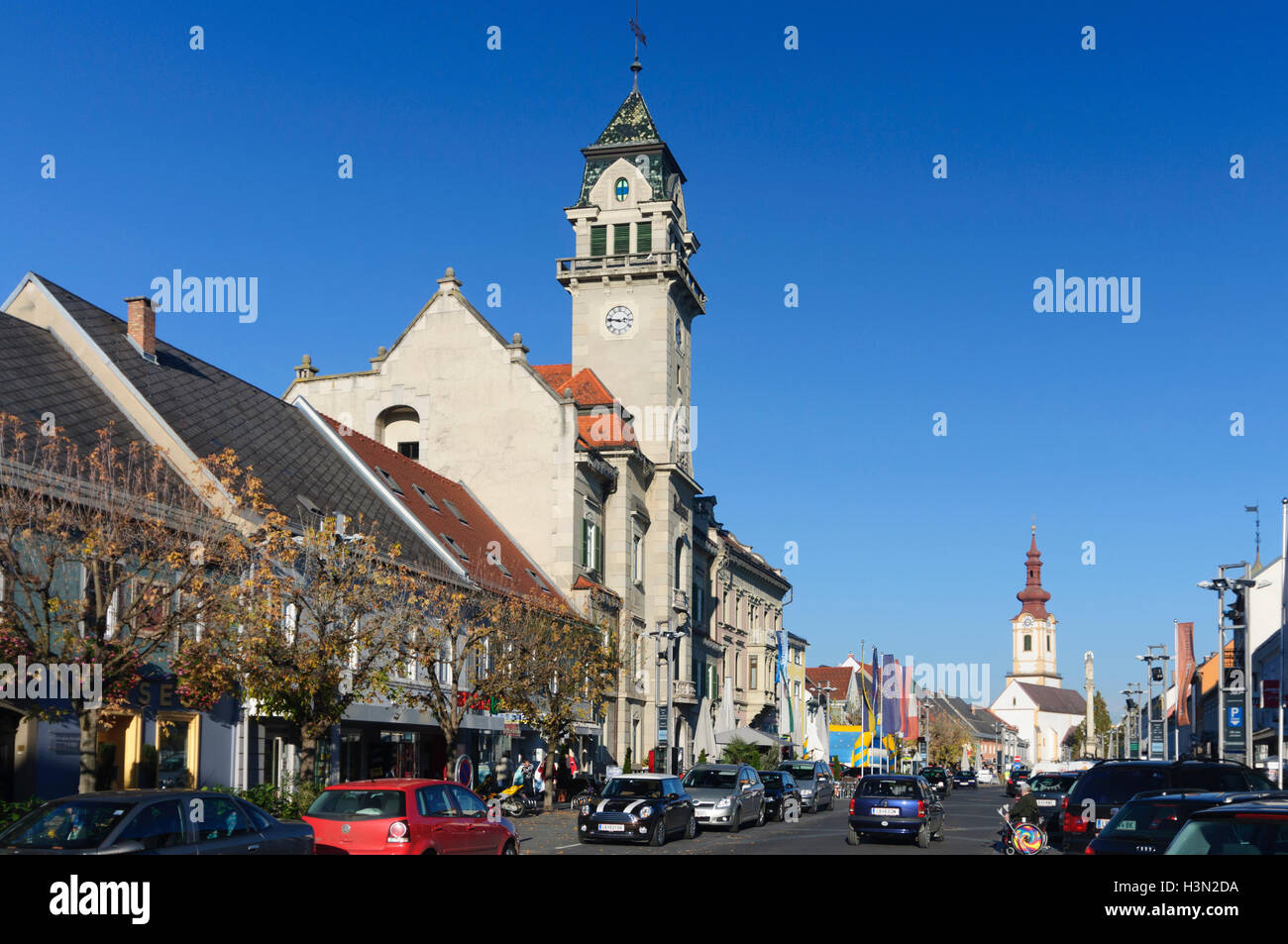 Leibnitz: Main square with town hall and parish church, Südwest ...
