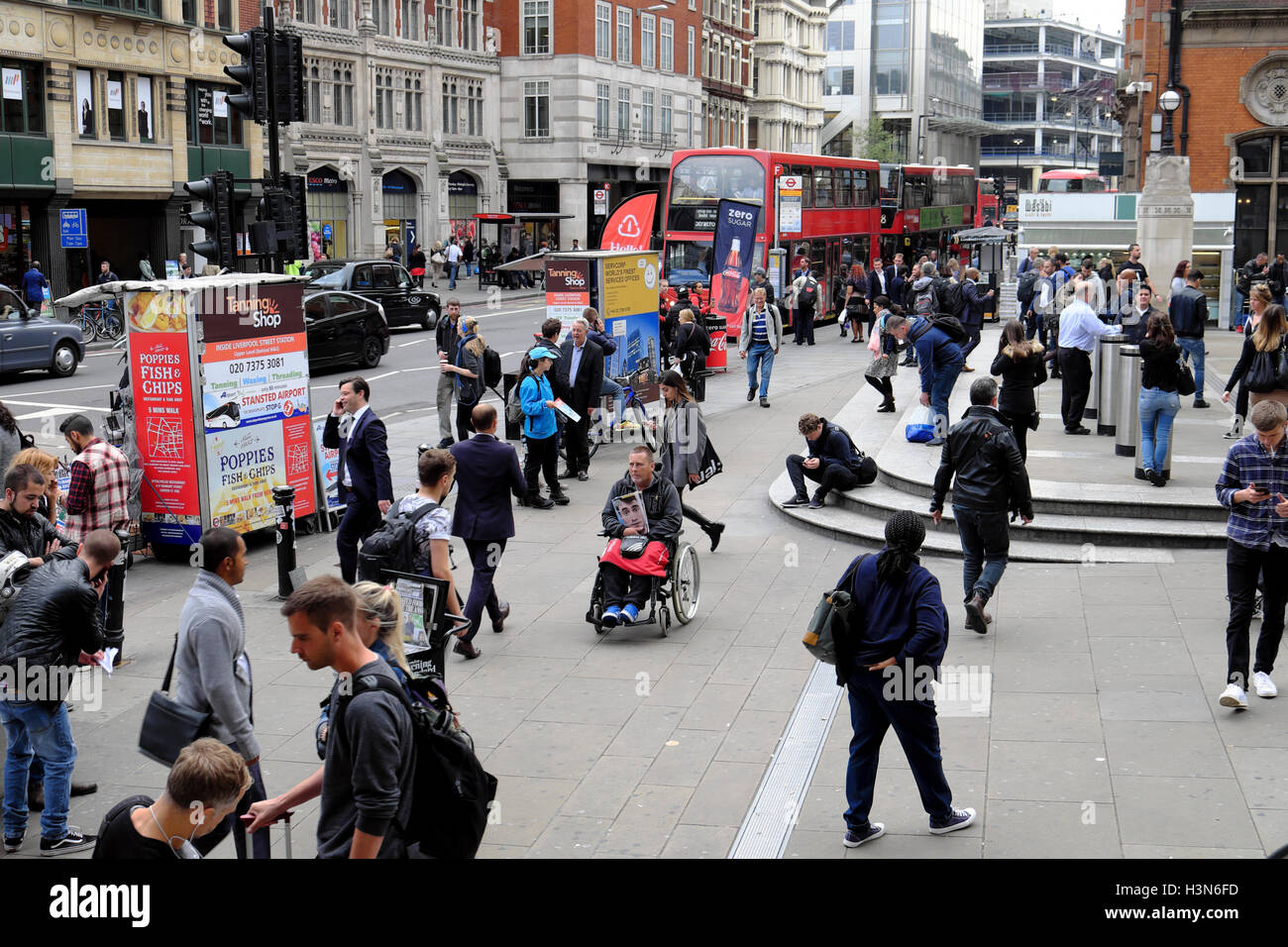 Wheelchair london station hi-res stock photography and images - Alamy
