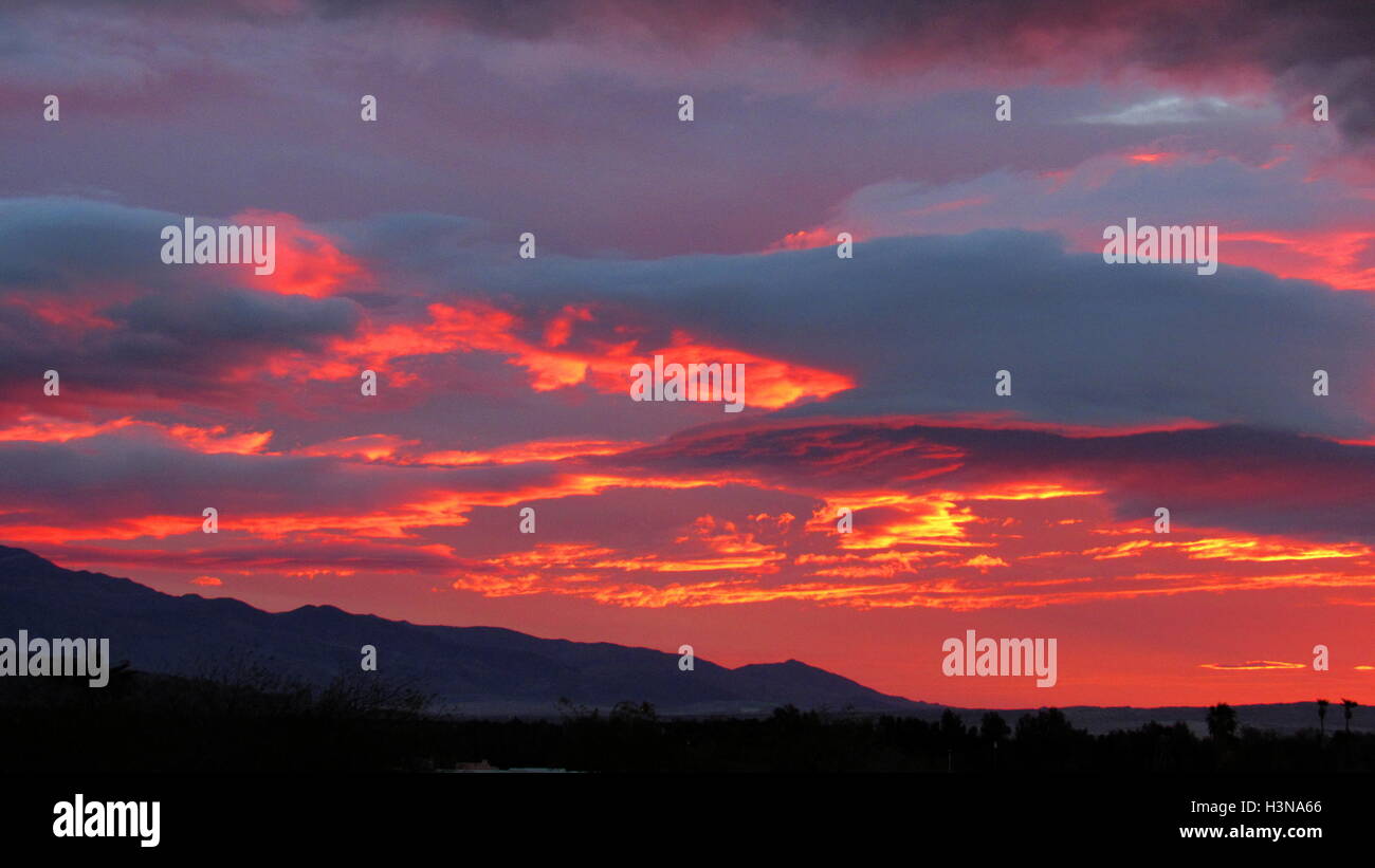Santa rosa mountains hi-res stock photography and images - Alamy