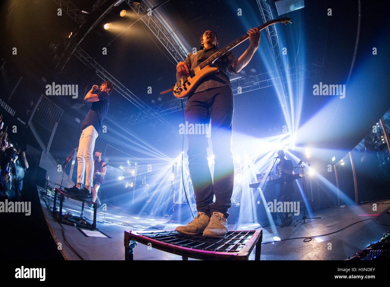Don broco show hi-res stock photography and images - Alamy