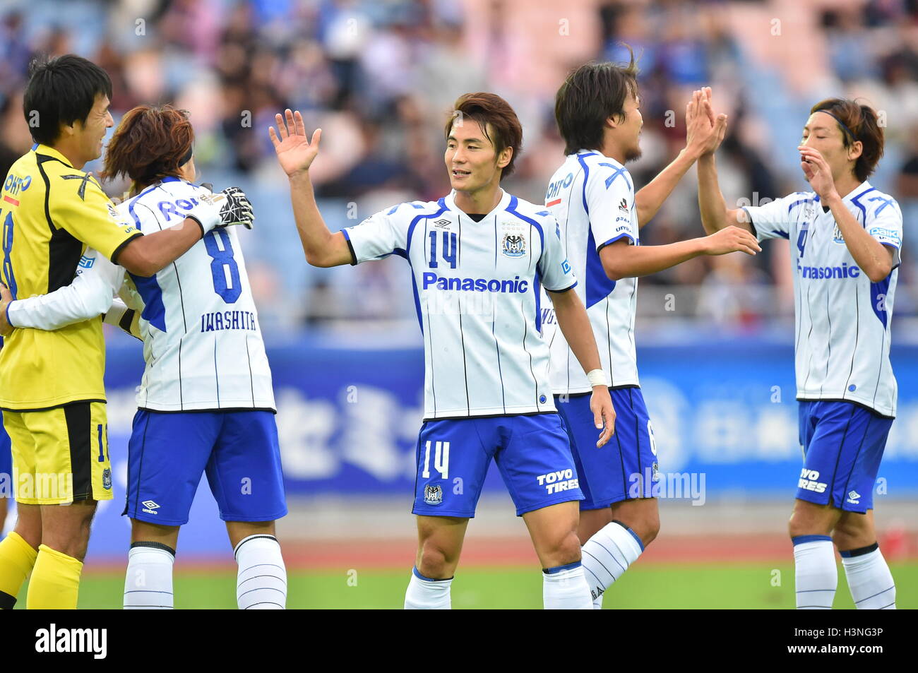 Kanagawa, Japan. 9th Oct, 2016. (L-R) Yosuke Fujigaya, Keisuke Iwashita ...