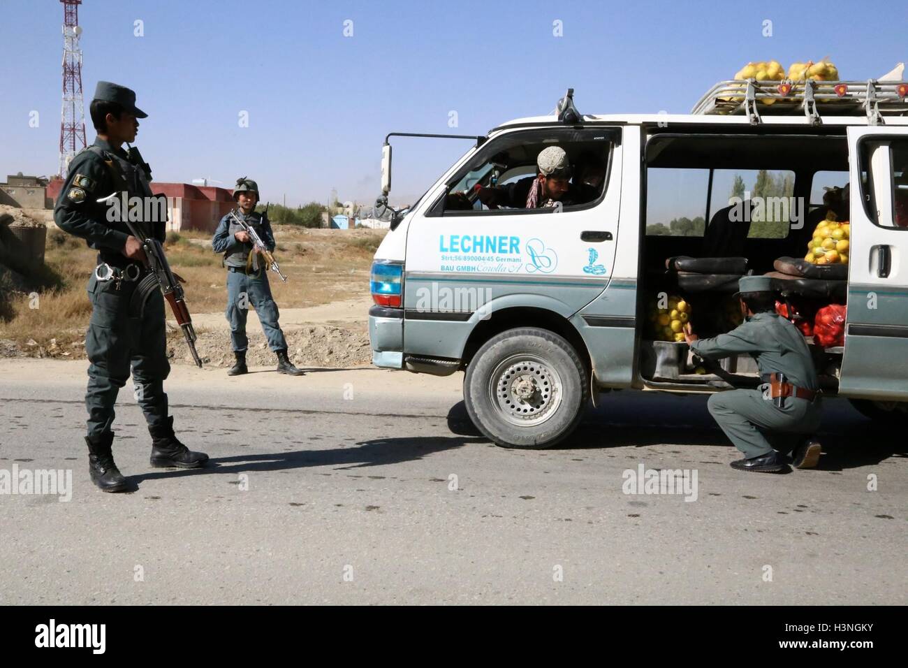 Baghdad afghanistan hi-res stock photography and images - Alamy