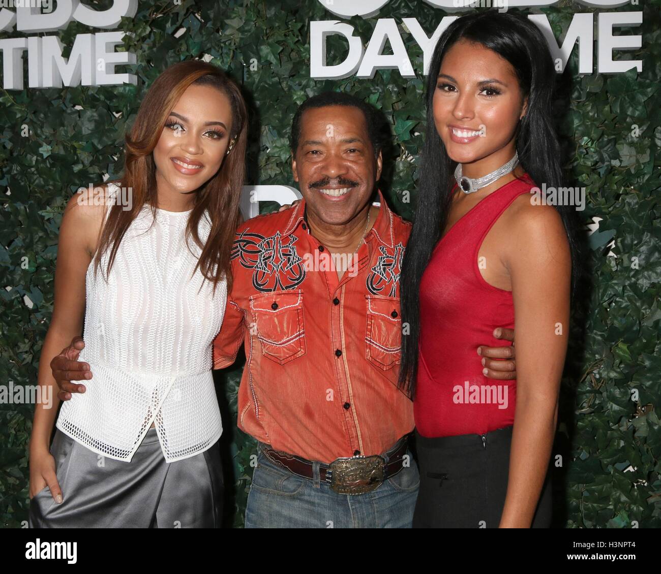 Reign edwards felisha cooper hi-res stock photography and images - Alamy