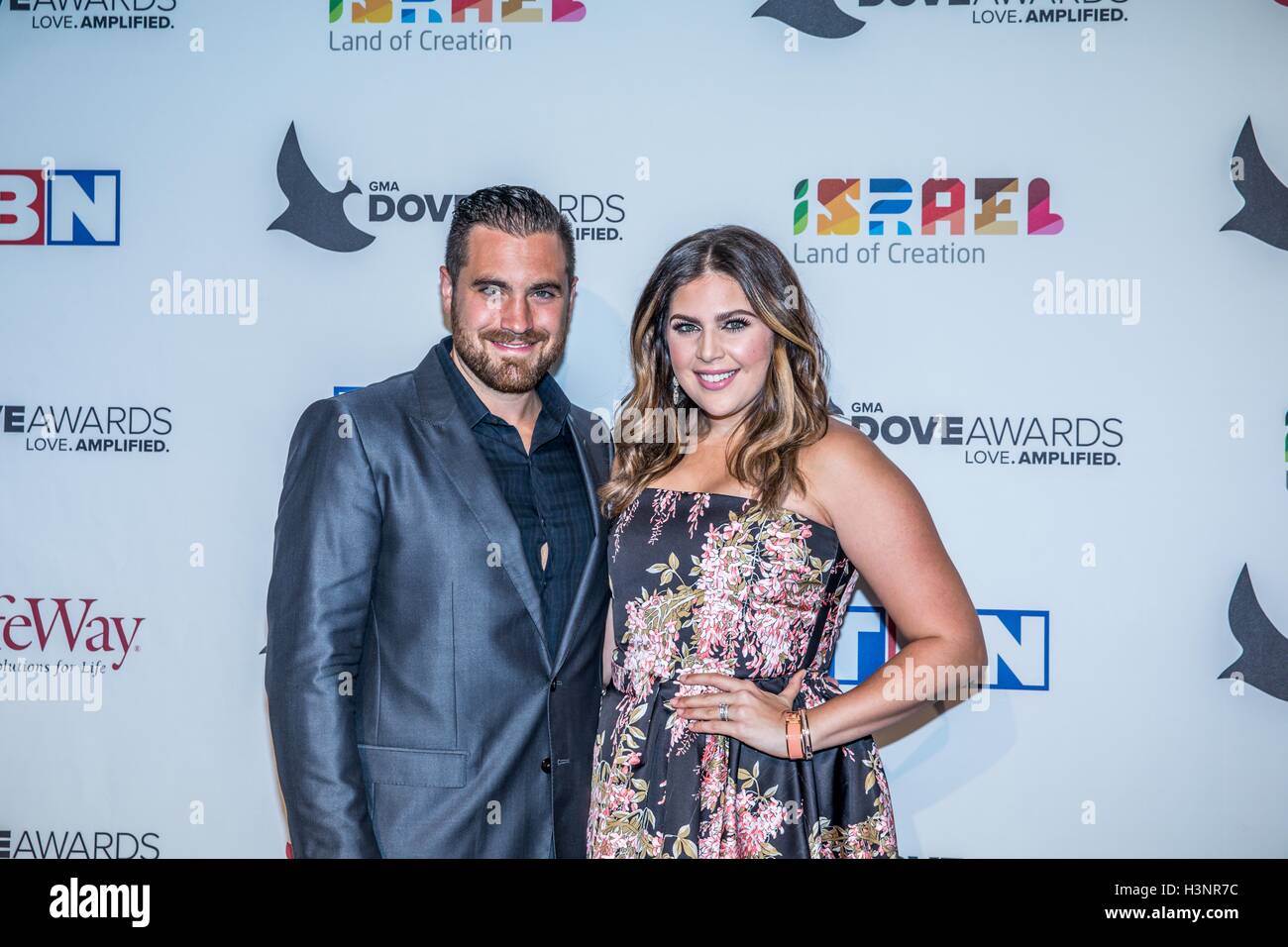 Hillary scott hi-res stock photography and images - Alamy