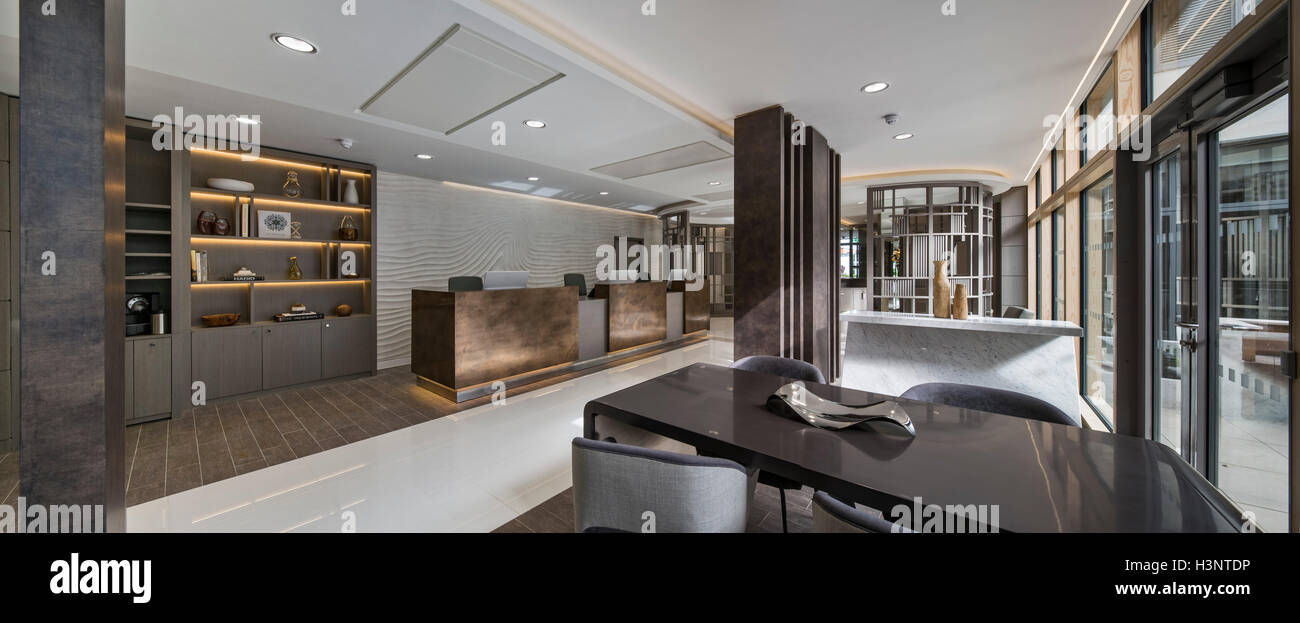 Reception. One Stop Doctors Private Health Clinic, Hemel Hempstead ...