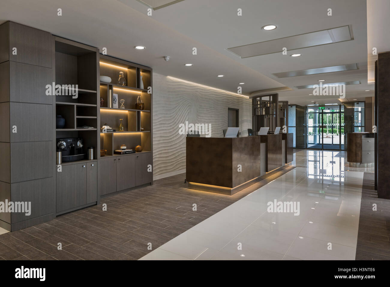 Reception. One Stop Doctors Private Health Clinic, Hemel Hempstead ...