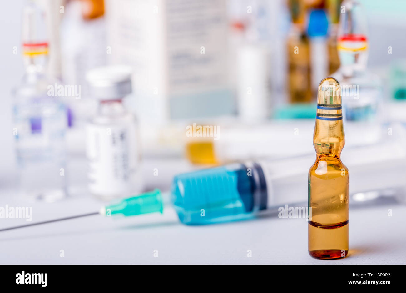 syringes with ampules of drugs Stock Photo - Alamy