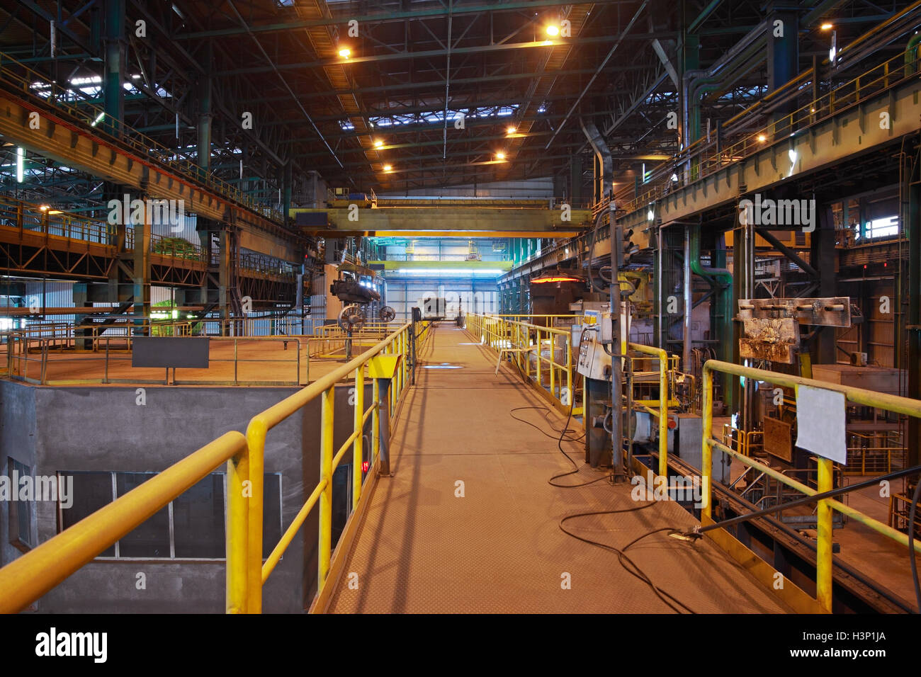 Steel plant, the shop of melting steel Stock Photo - Alamy