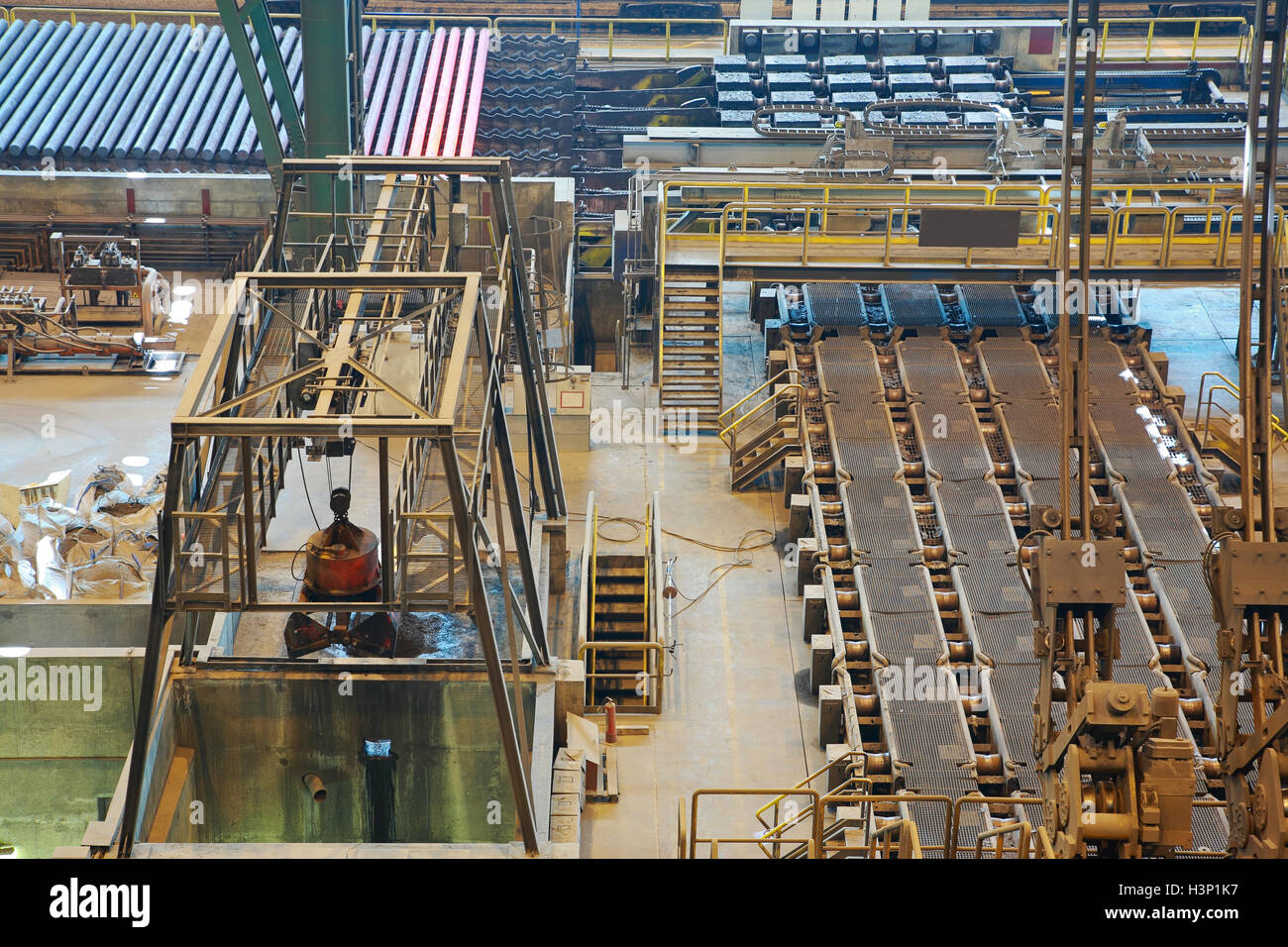 Steel plant hi-res stock photography and images - Alamy