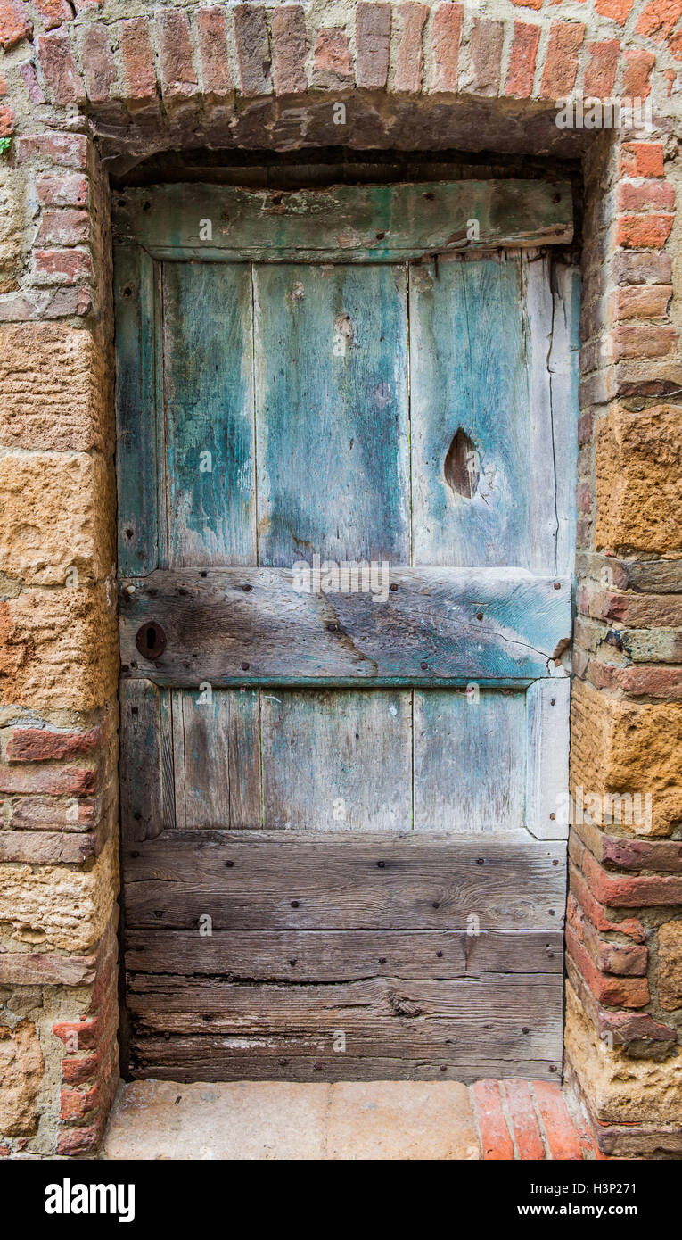 Gorgeous blue door hi-res stock photography and images - Alamy