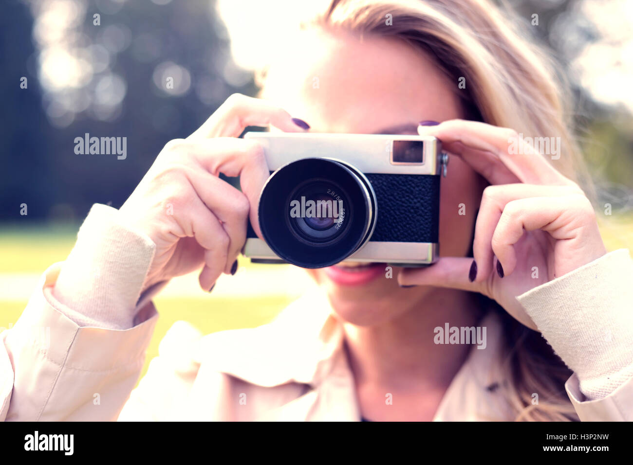 Old foto camera hi-res stock photography and images - Alamy