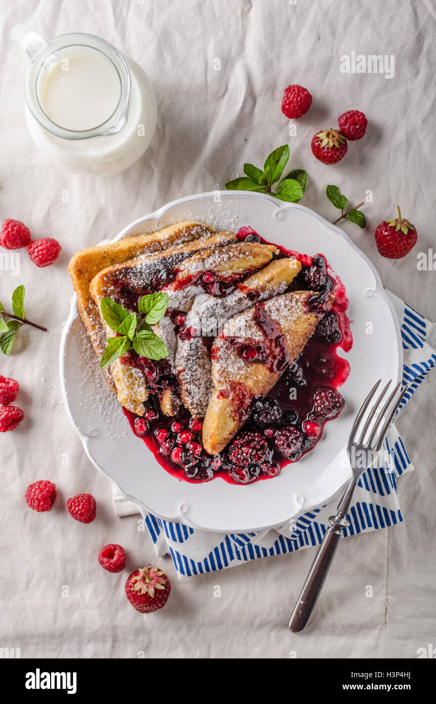 Rapsberries fruits hi-res stock photography and images - Alamy