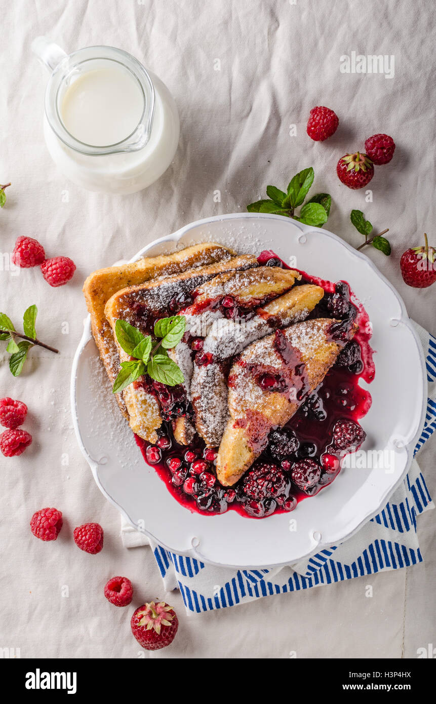 Rapsberries fruits hi-res stock photography and images - Alamy