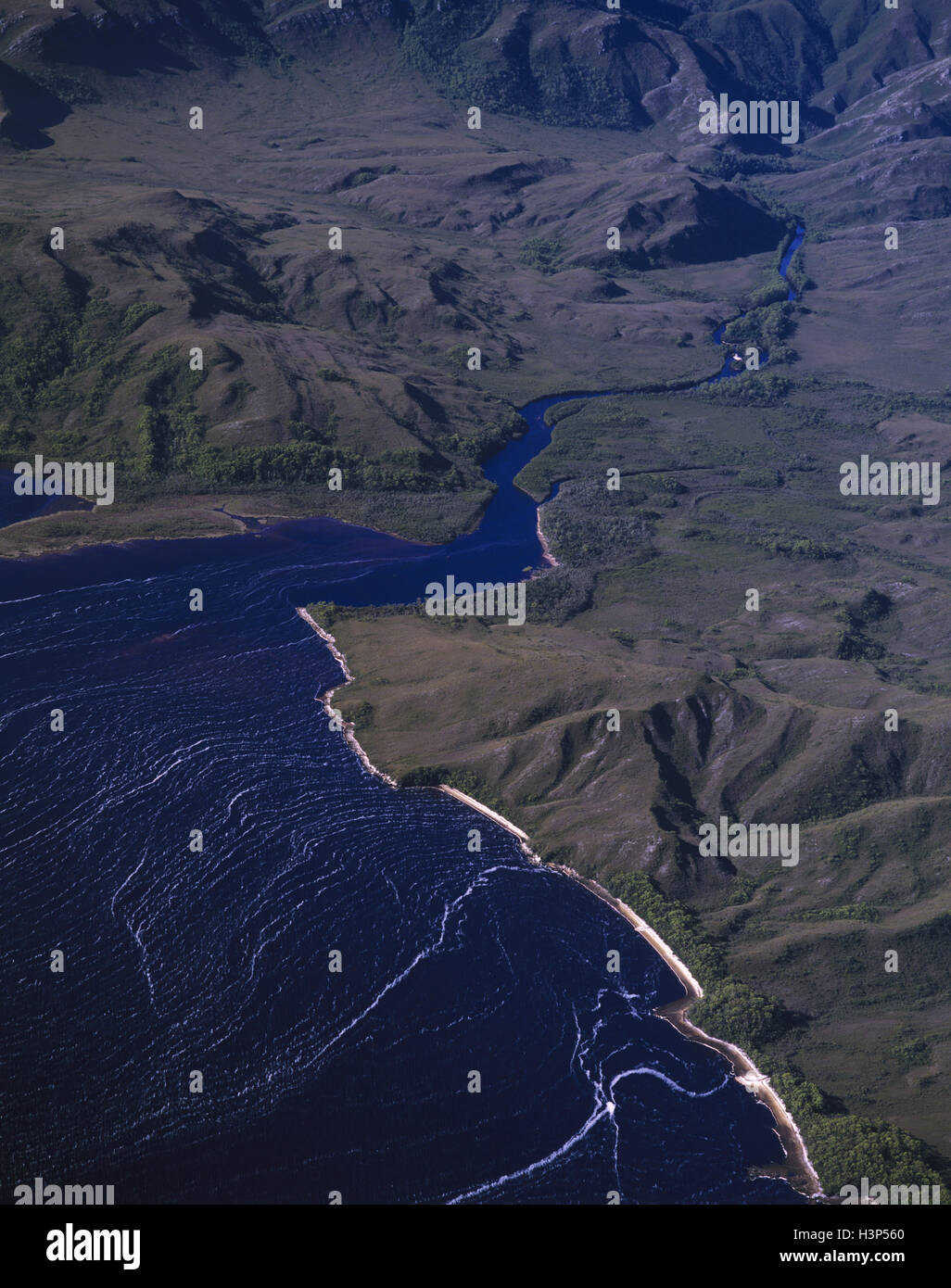 Old River flowing into Bathurst Harbour Stock Photo - Alamy