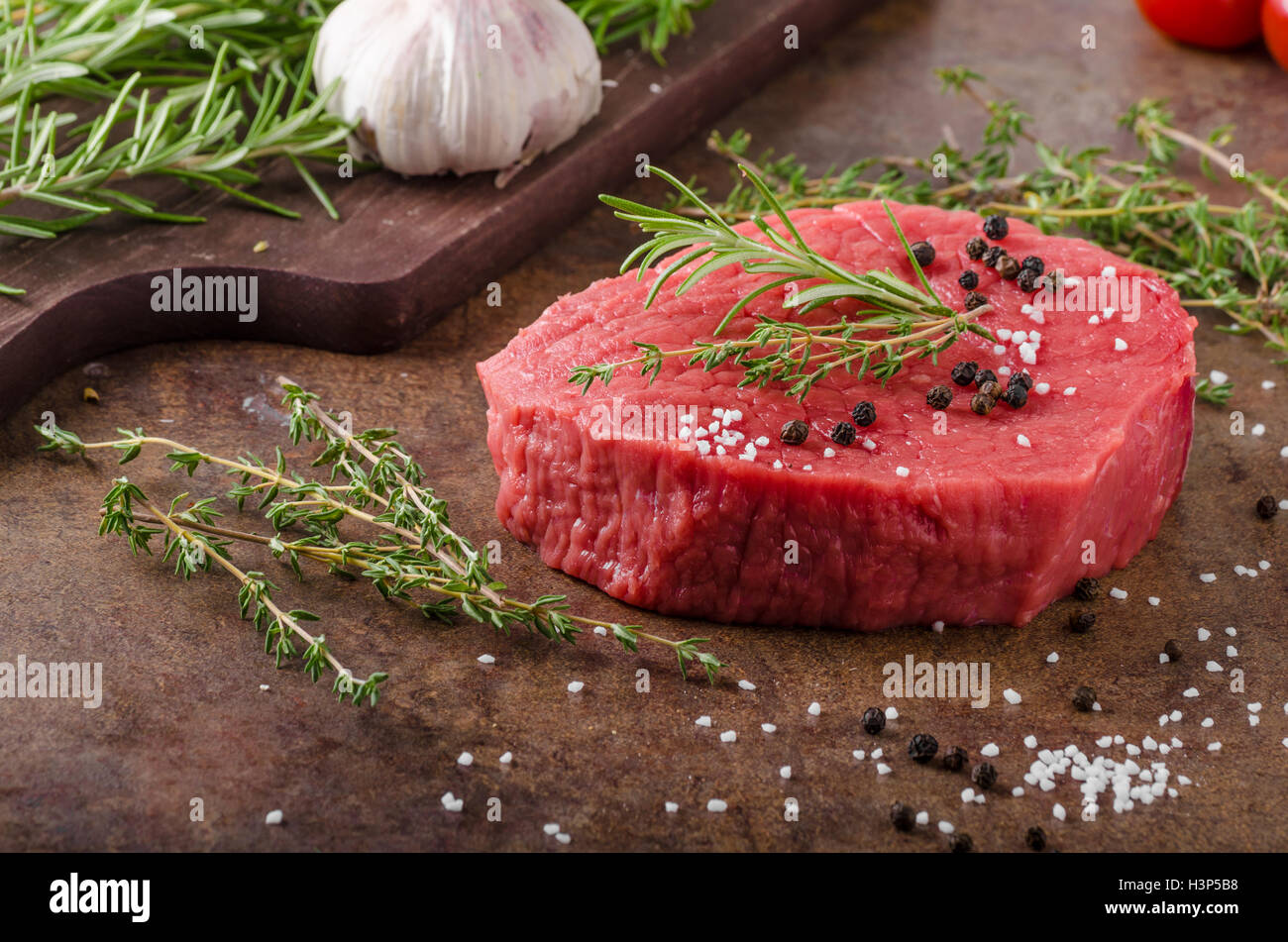 Beef meat raw with herbs and spicy Stock Photo - Alamy
