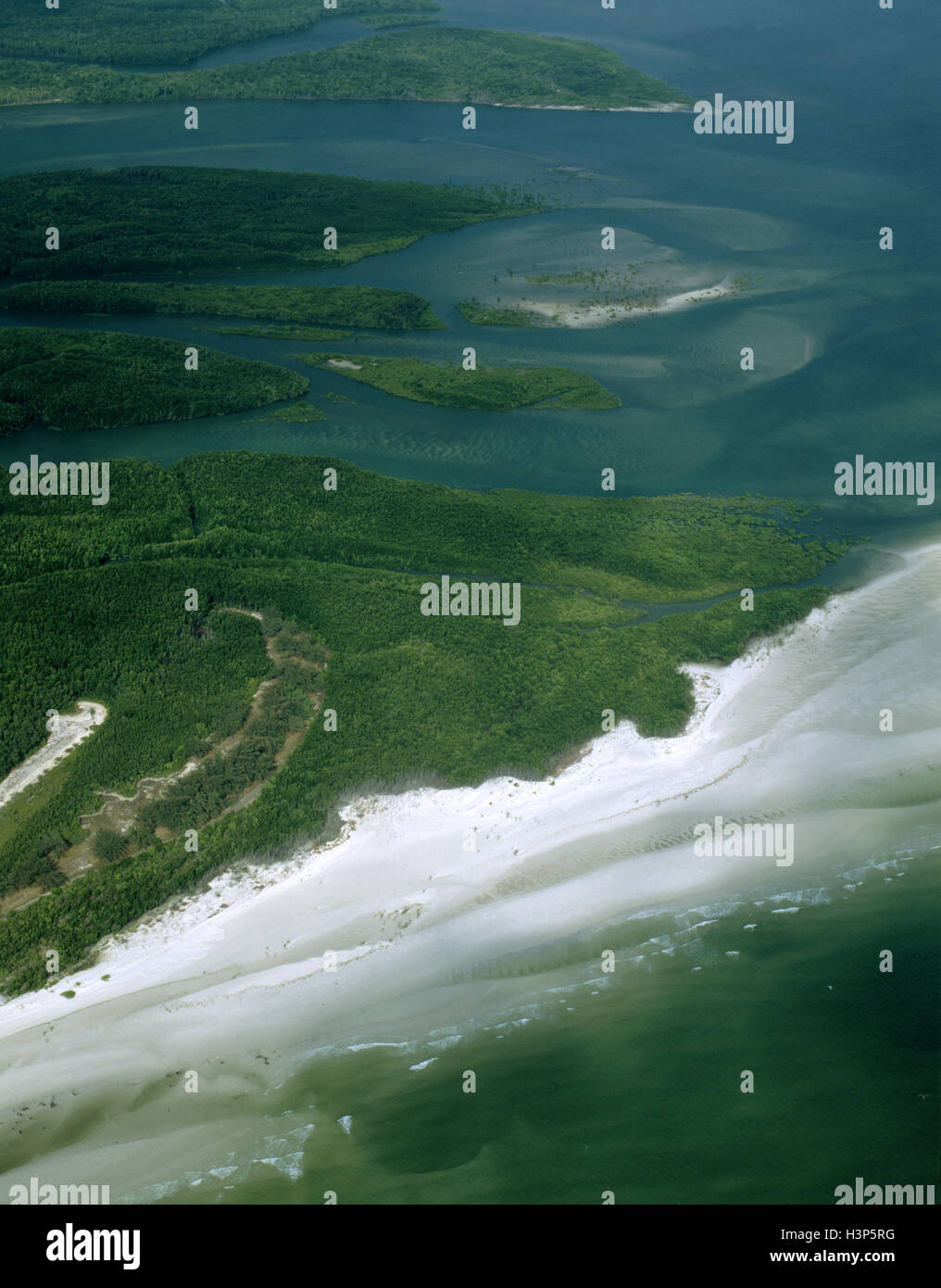 Newcastle Bay and Kennedy Inlet Stock Photo - Alamy