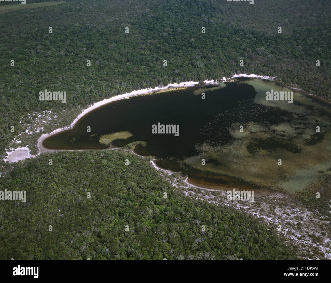 Australian lakes hi-res stock photography and images - Alamy