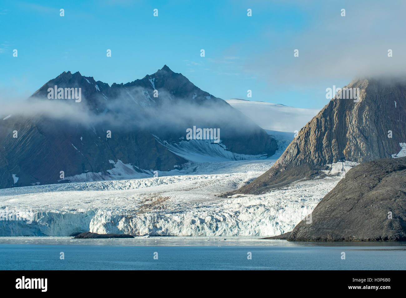 Glacier in Samarinbreen, Svalbard, Norway Stock Photo - Alamy