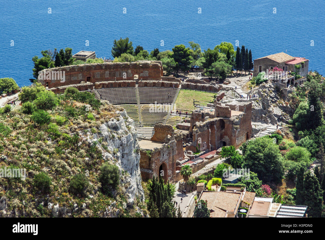 Sicily amphitheatre hi-res stock photography and images - Alamy