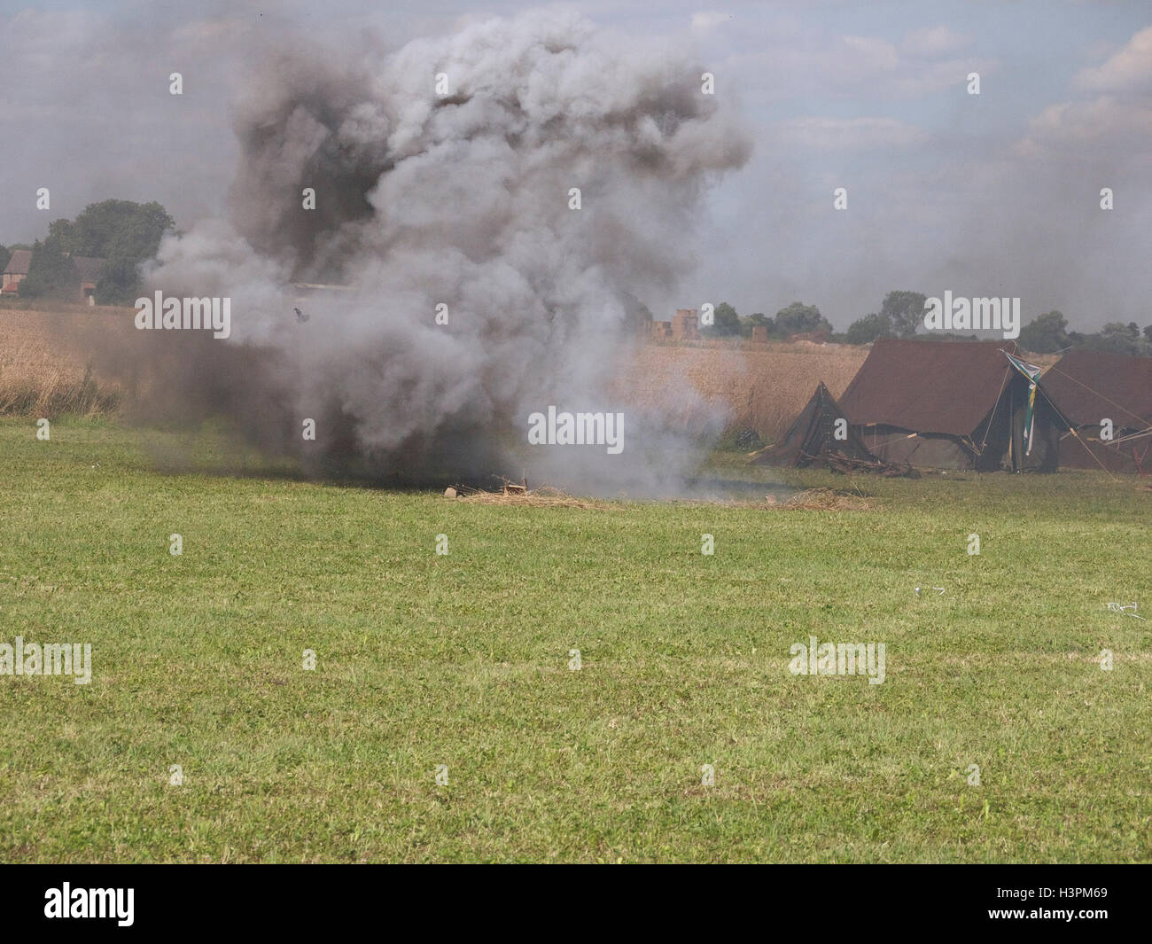 Pyrotechnic bomb hi-res stock photography and images - Alamy
