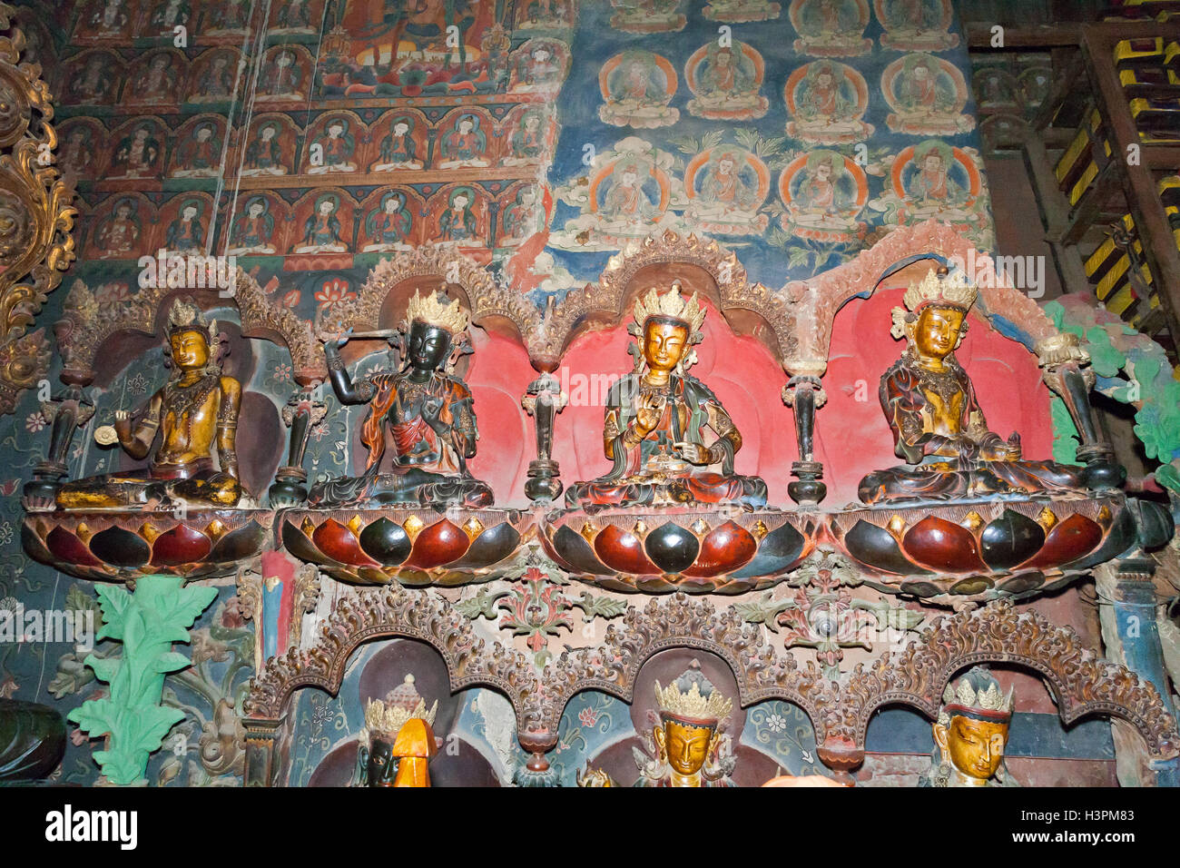 Gyangtse Monastery, Tibet, China Stock Photo - Alamy