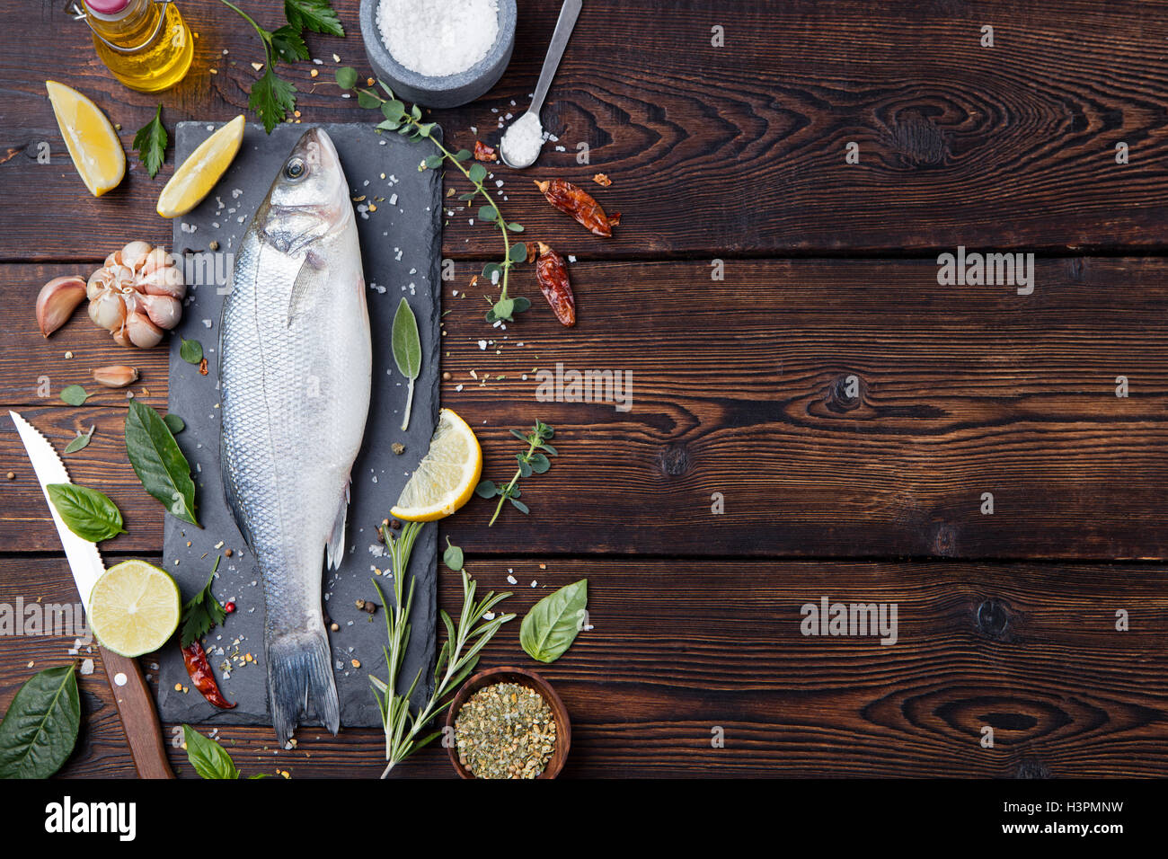 Black sea bass fish hi-res stock photography and images - Alamy