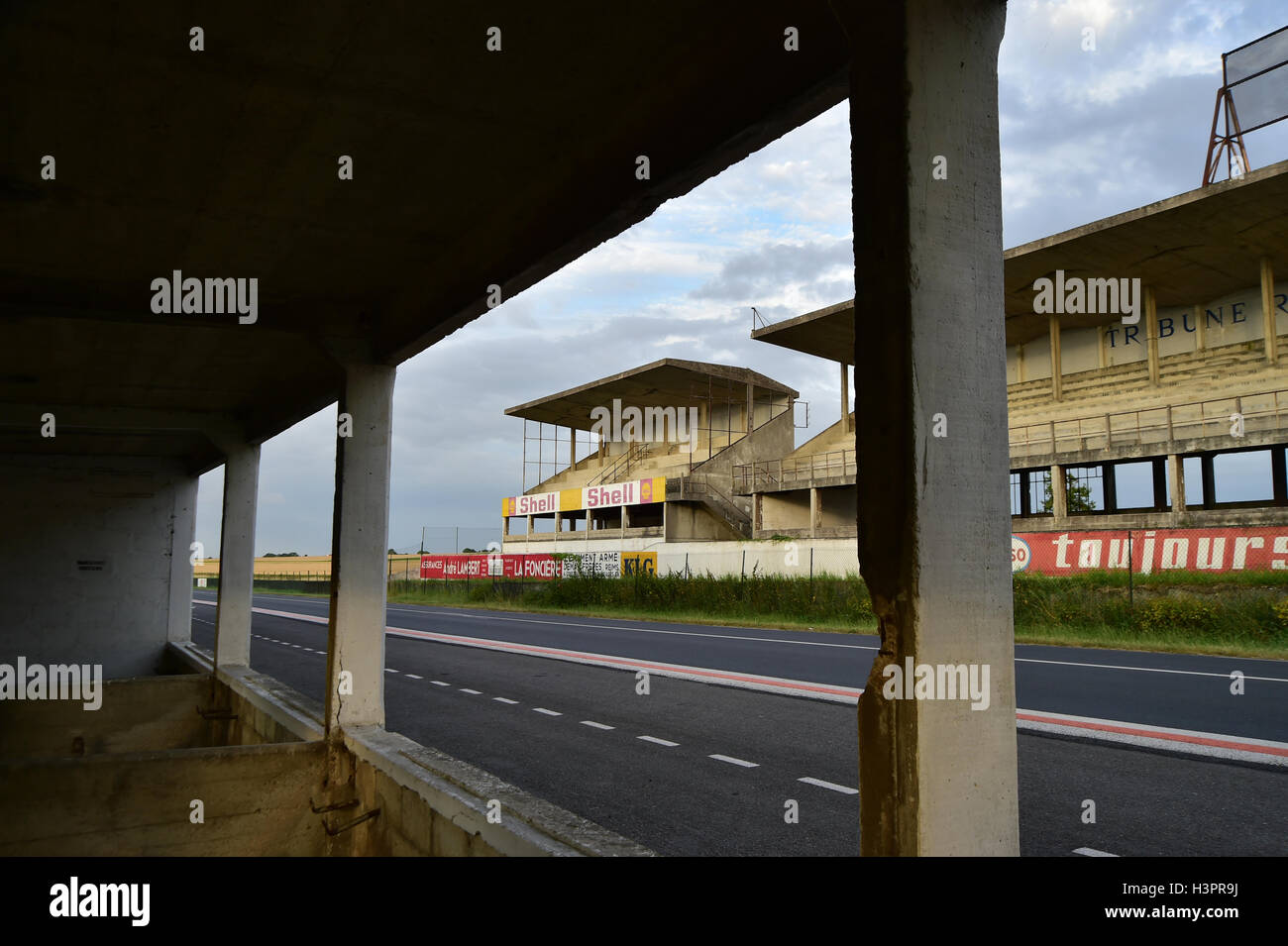 Grandstand, Pits, Grandstand, Reims-Gueux, French GP circuit, classic ...