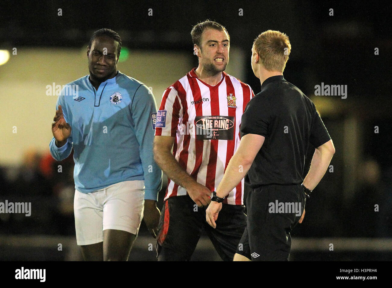Elliot Styles of Hornchurch confronts referee Carl Fitch after a foul ...