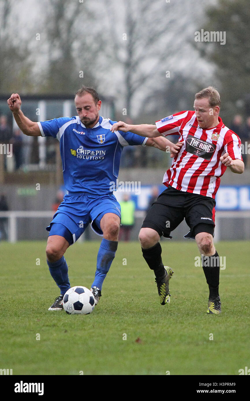 Andy Tomlinson in action for Hornchurch - AFC Hornchurch vs Bishop's ...