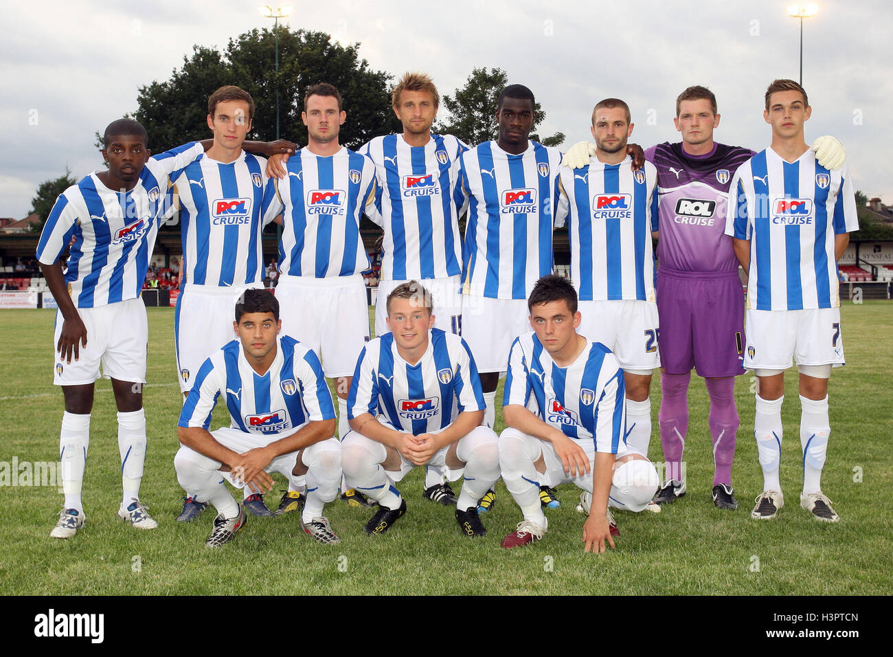 Colchester United pose for a pre-match team photo - AFC Hornchurch vs ...