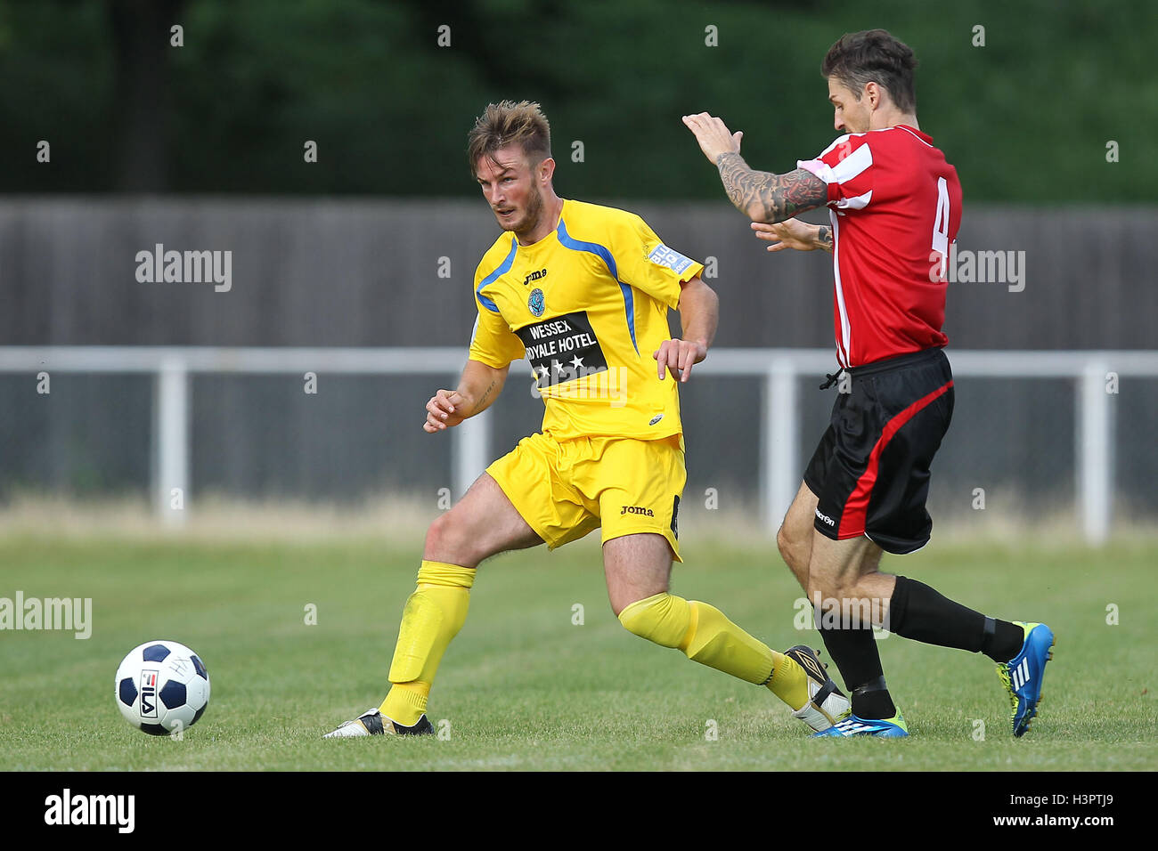 Simon Glover of Hornchurch and Jamie Gleeson of Dorchester - AFC ...