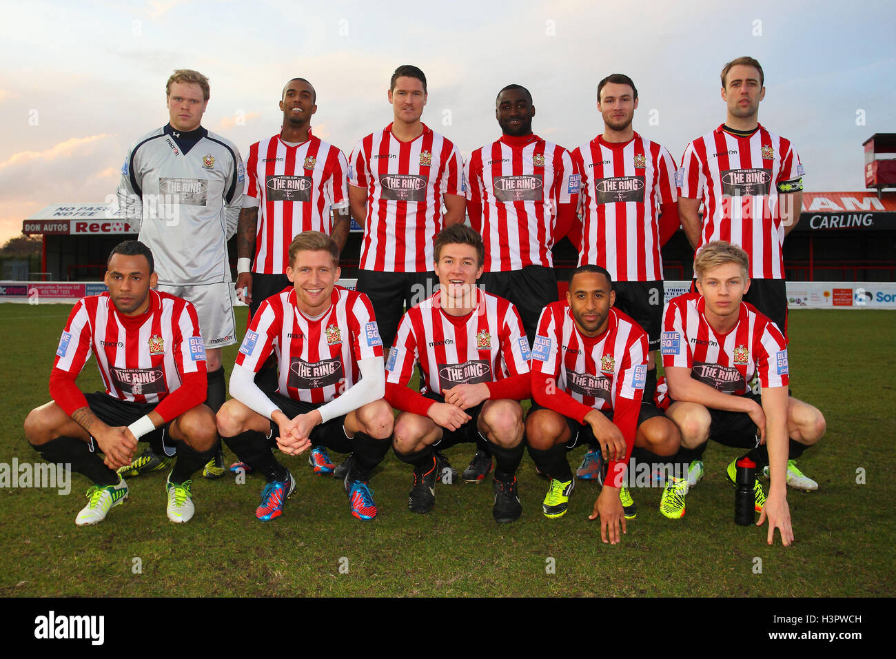 AFC Hornchurch players pose for a team photo ahead of kick-off - AFC ...