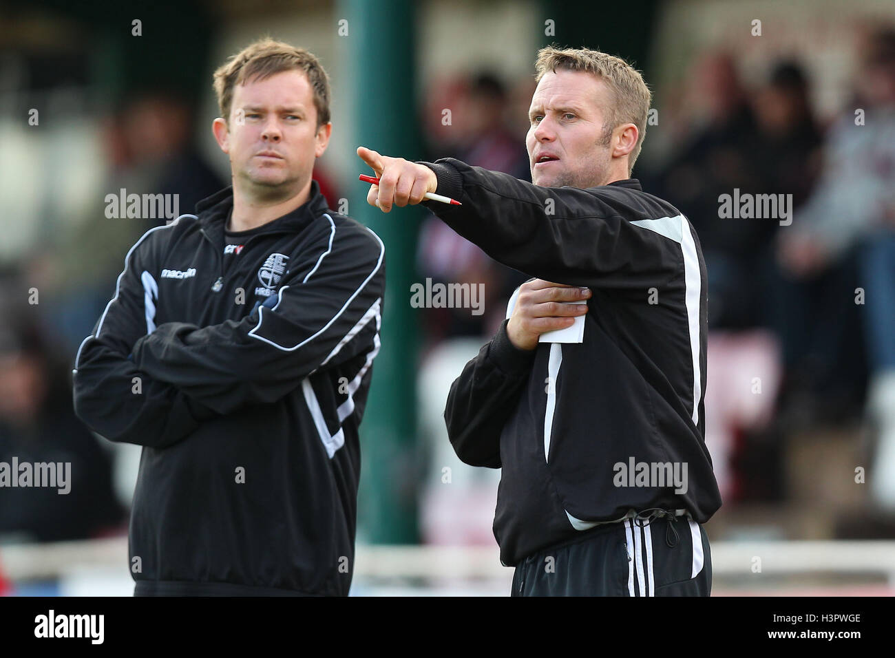 Hampton coach Neil Woodyer (R) and manager Paul Barry - AFC Hornchurch ...
