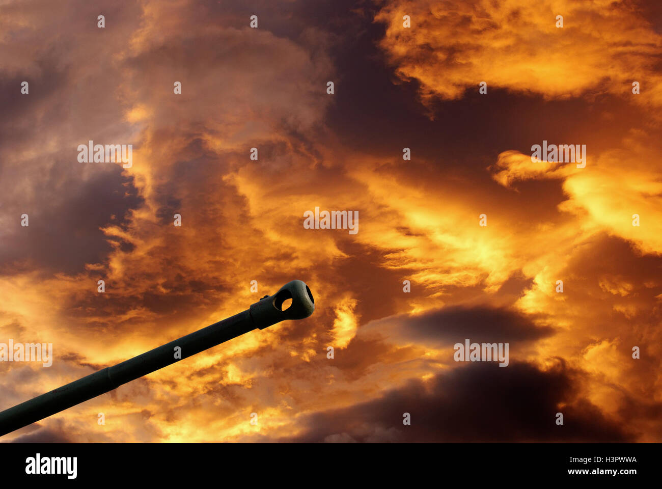 Gun viewfinder hi-res stock photography and images - Alamy