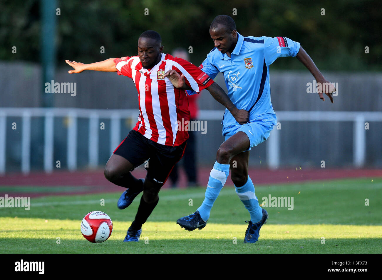 Les Thompson in action for Hornchurch - AFC Hornchurch vs Kingstonian ...