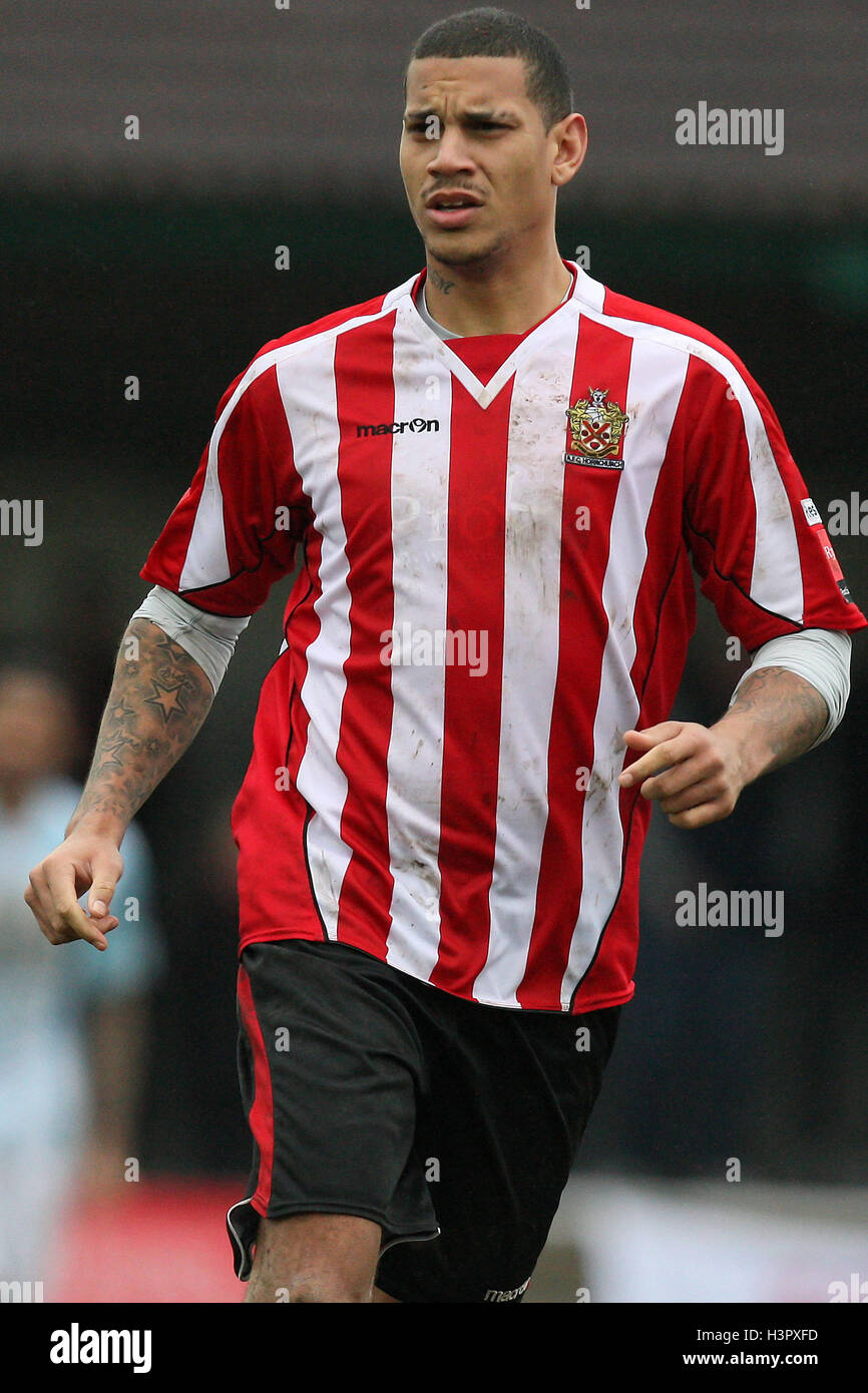 New signing Leon McKenzie in action for Hornchurch - AFC Hornchurch vs ...