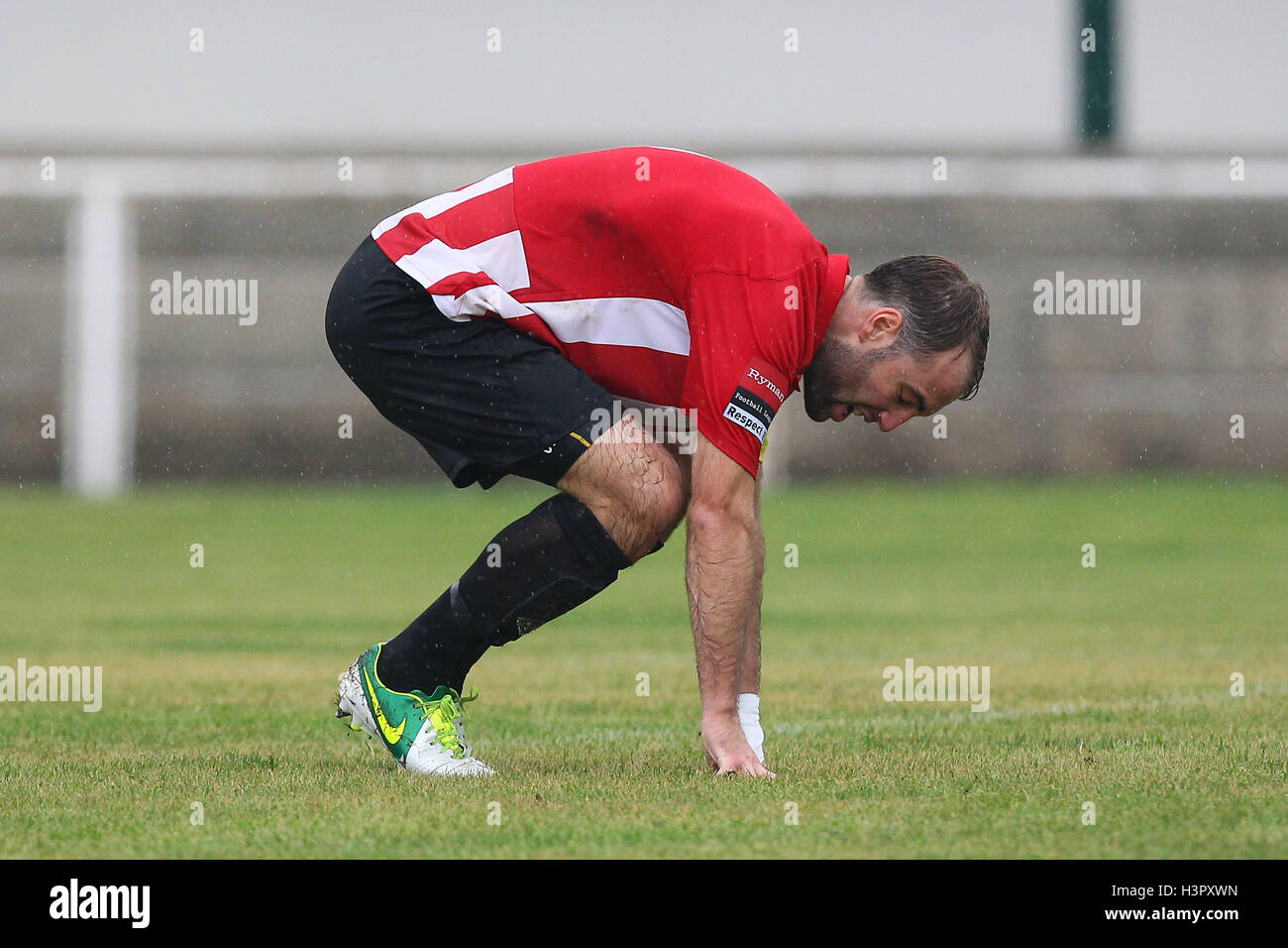 Elliot Styles in action for Hornchurch - AFC Hornchurch vs Bury Town ...